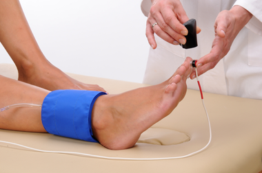 Vicorder - Ankle cuff placement Toe pulse sensor (PPG) placement